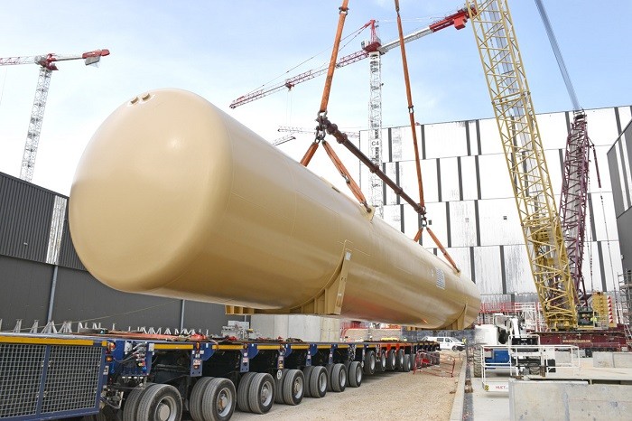 Europe installs all cryogenic tanks and cold boxes on the ITER site ...