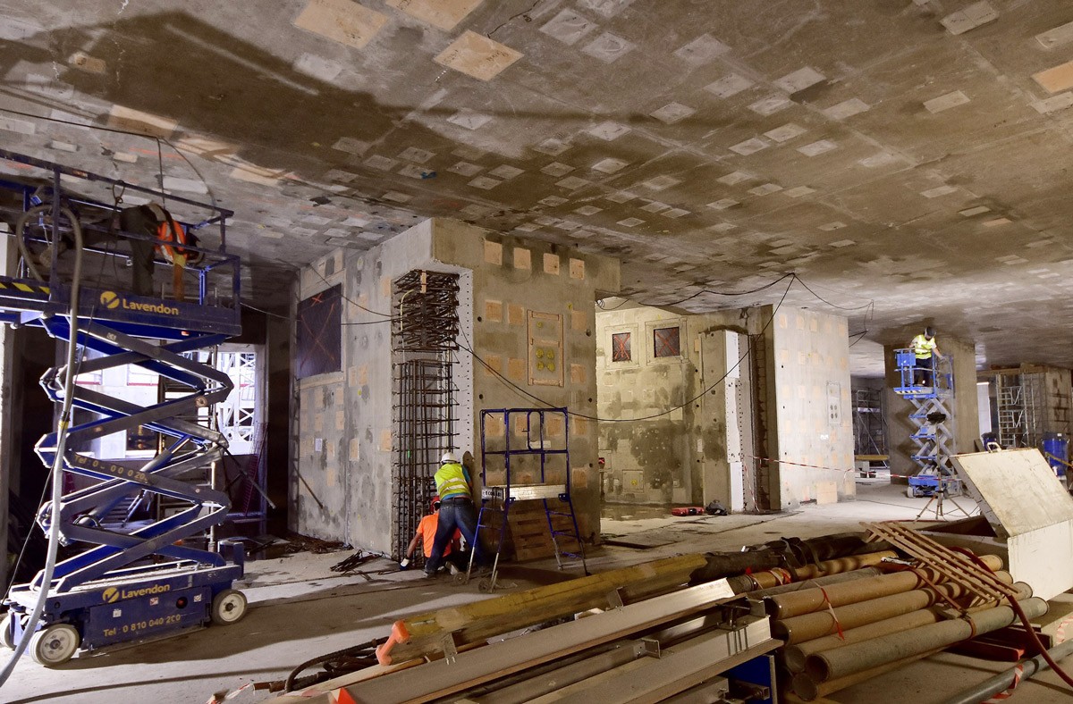 All port cell doors installed inside the ITER castle - Fusion for Energy